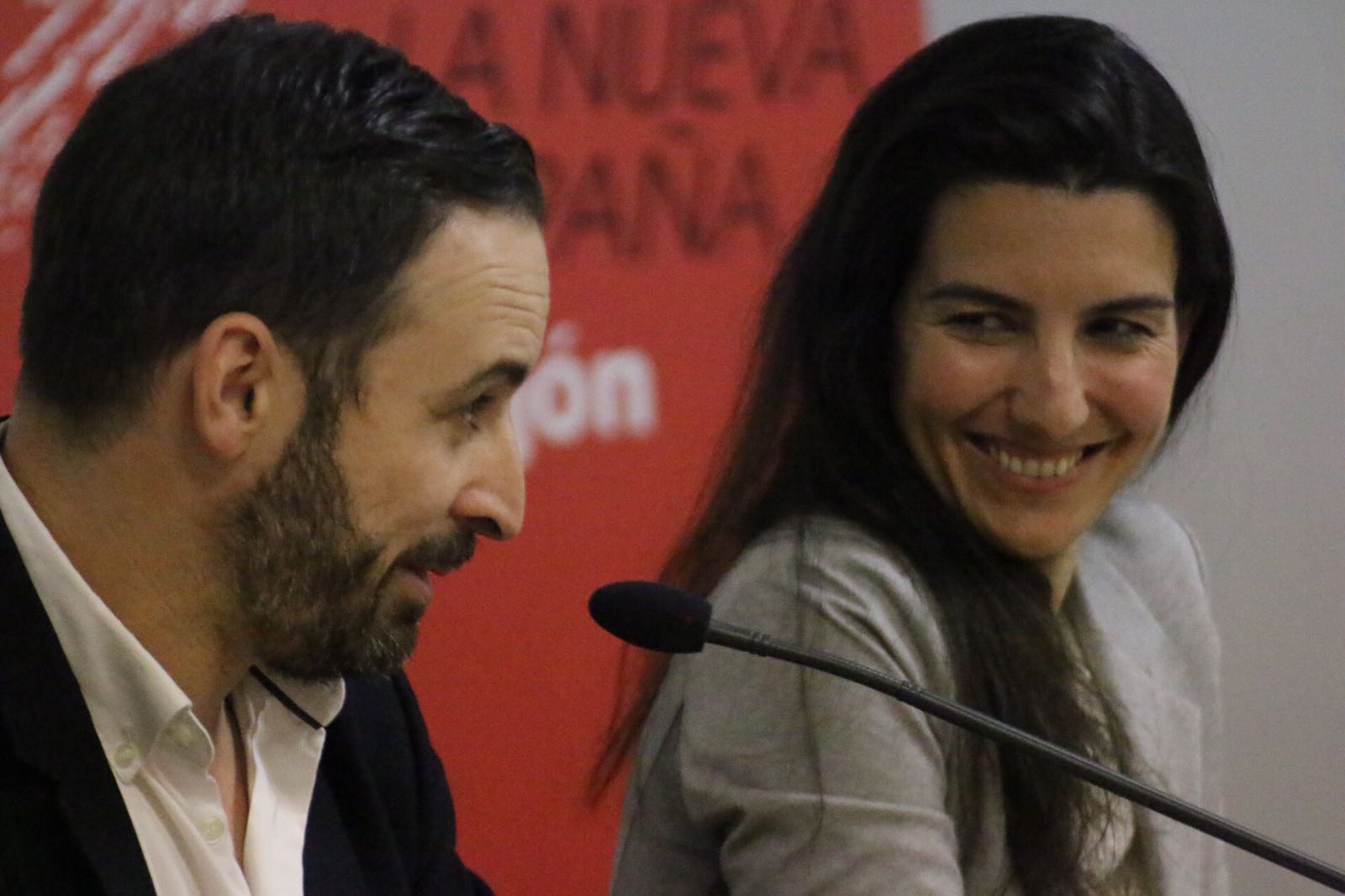 Abascal, en Gijón: “Rajoy no ofrece ninguna respuesta a los grandes ...